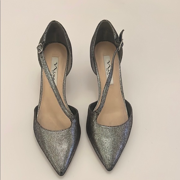 Nina | Shoes | Nina Metallic Silver Pointed Heels Size 8m | Poshmark
